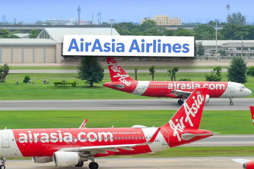 The Airlines That Dominate The World’s 10 Most Connected Airport Hubs