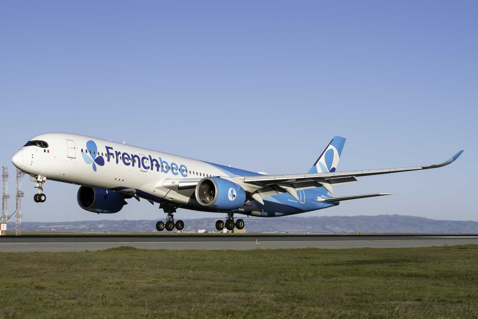 These Airlines Fly Airbus A350s With 10-Abreast In Economy Class