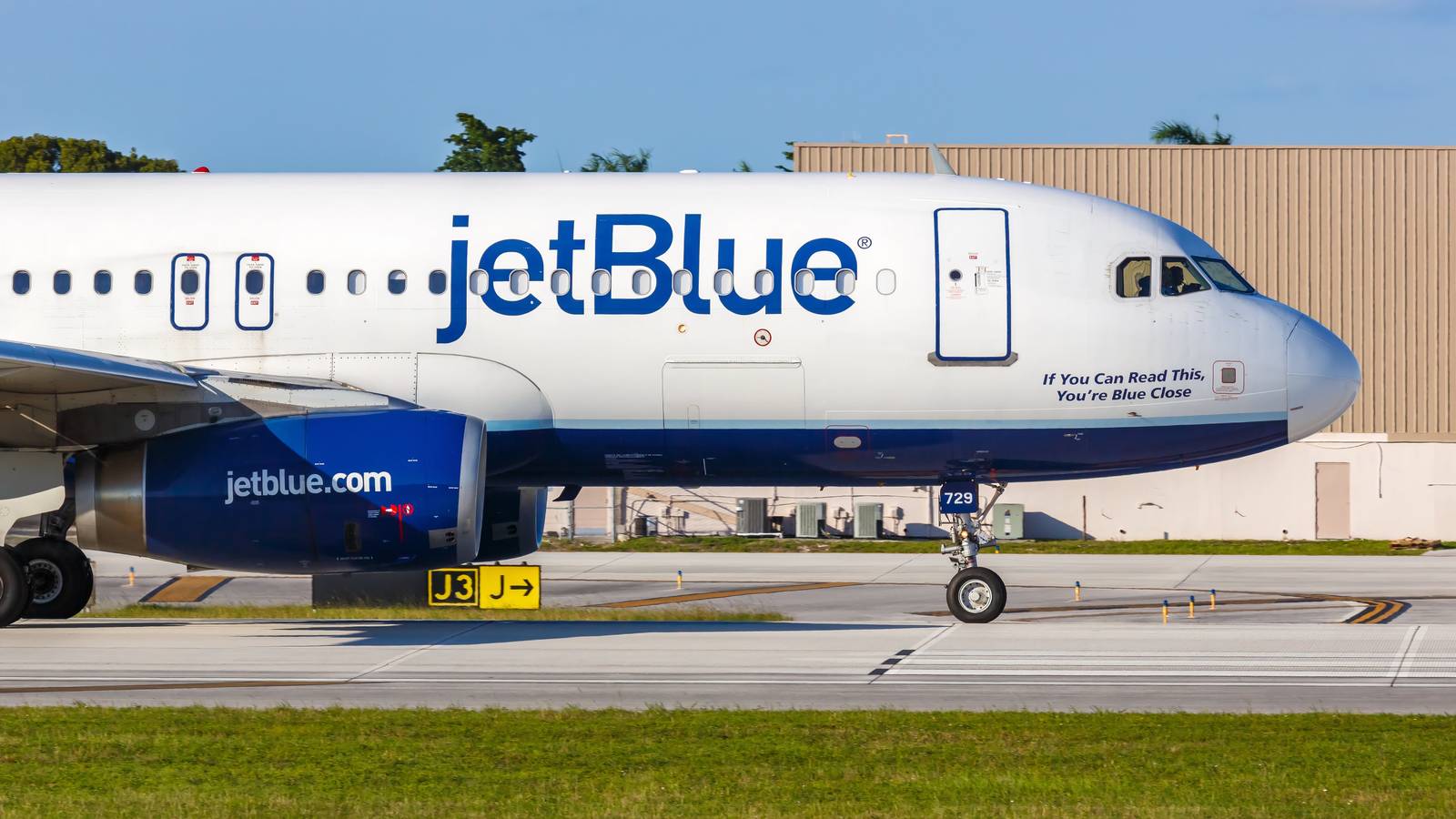 JetBlue Receives 1st Regular Supply Of SAF At New York-JFK Airport