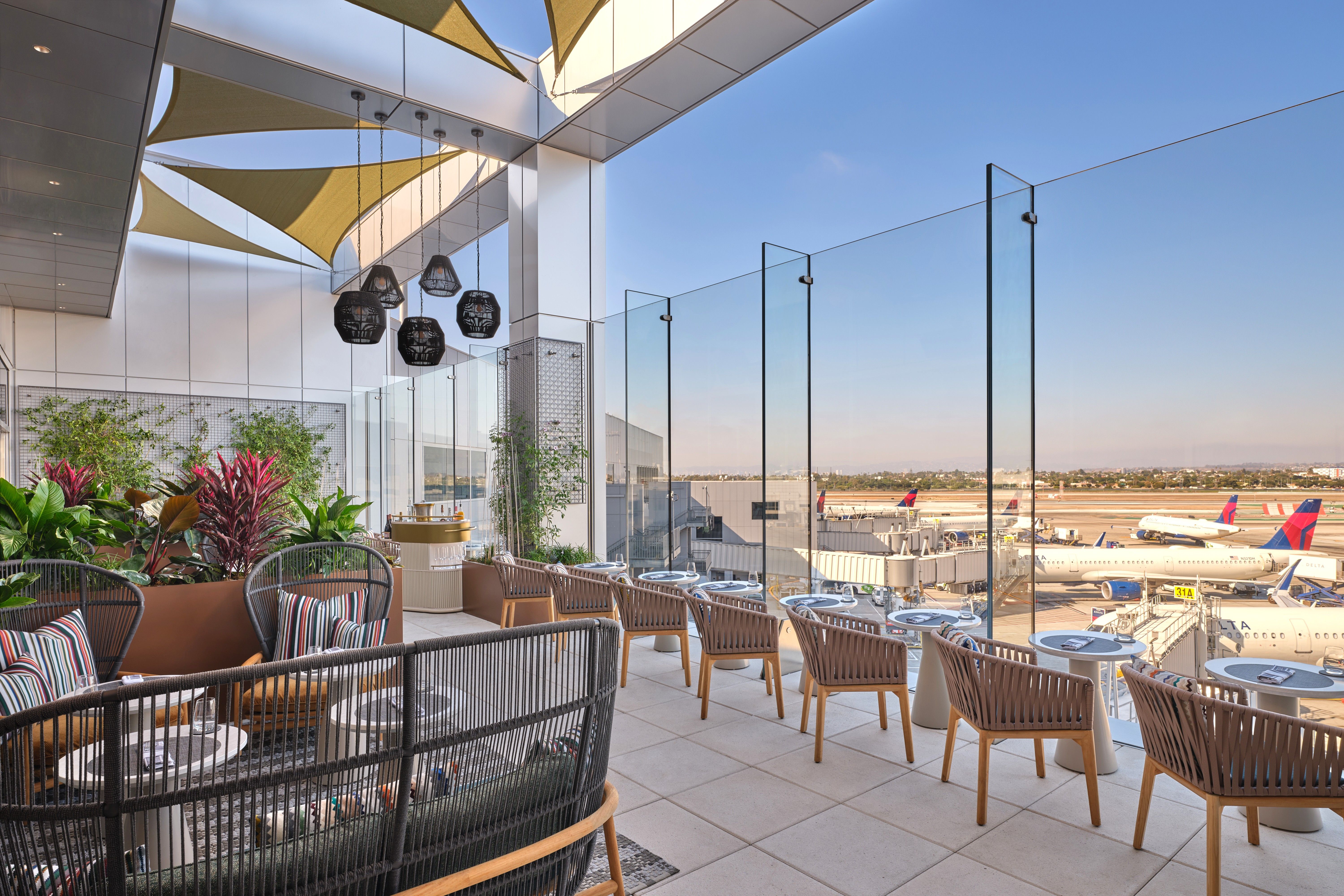 These US Airports Have Lounges You Can't Find Anywhere Else
