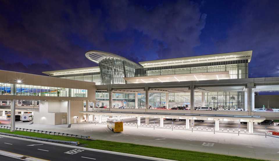 New Report Finds Orlando's TRACON Equipment Hasn't Been Upgraded Since ...
