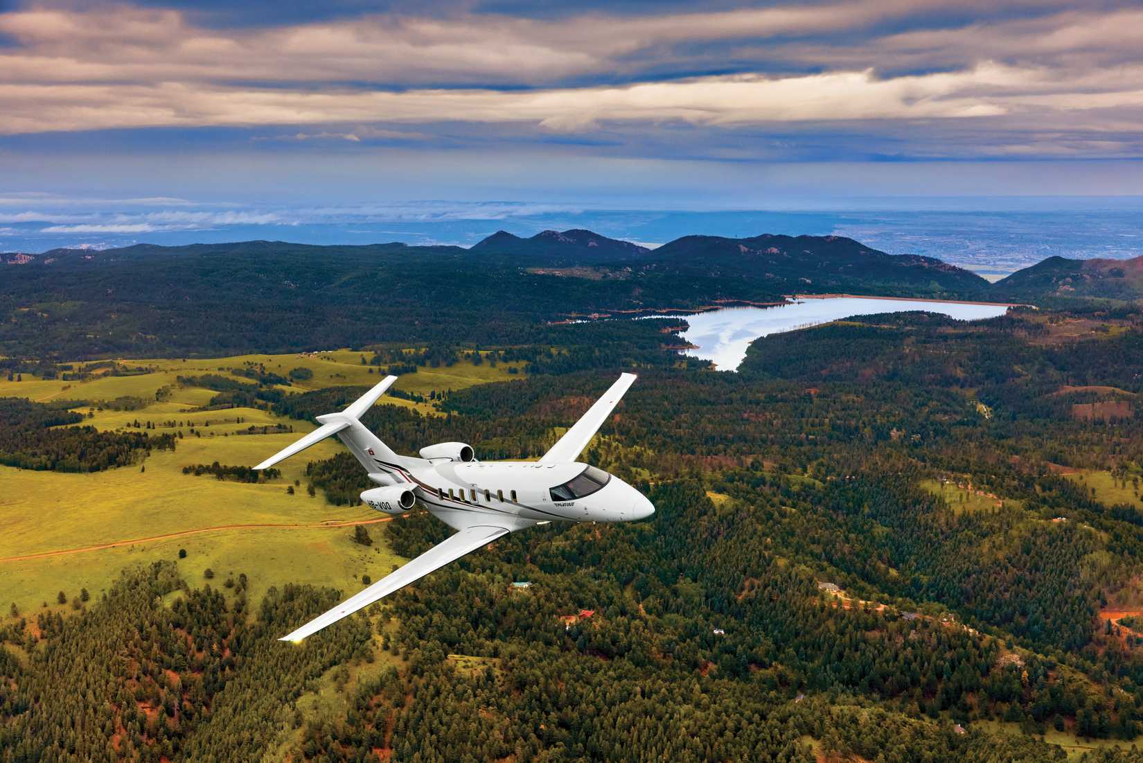 8 Fast Facts About The Popular Pilatus PC-24