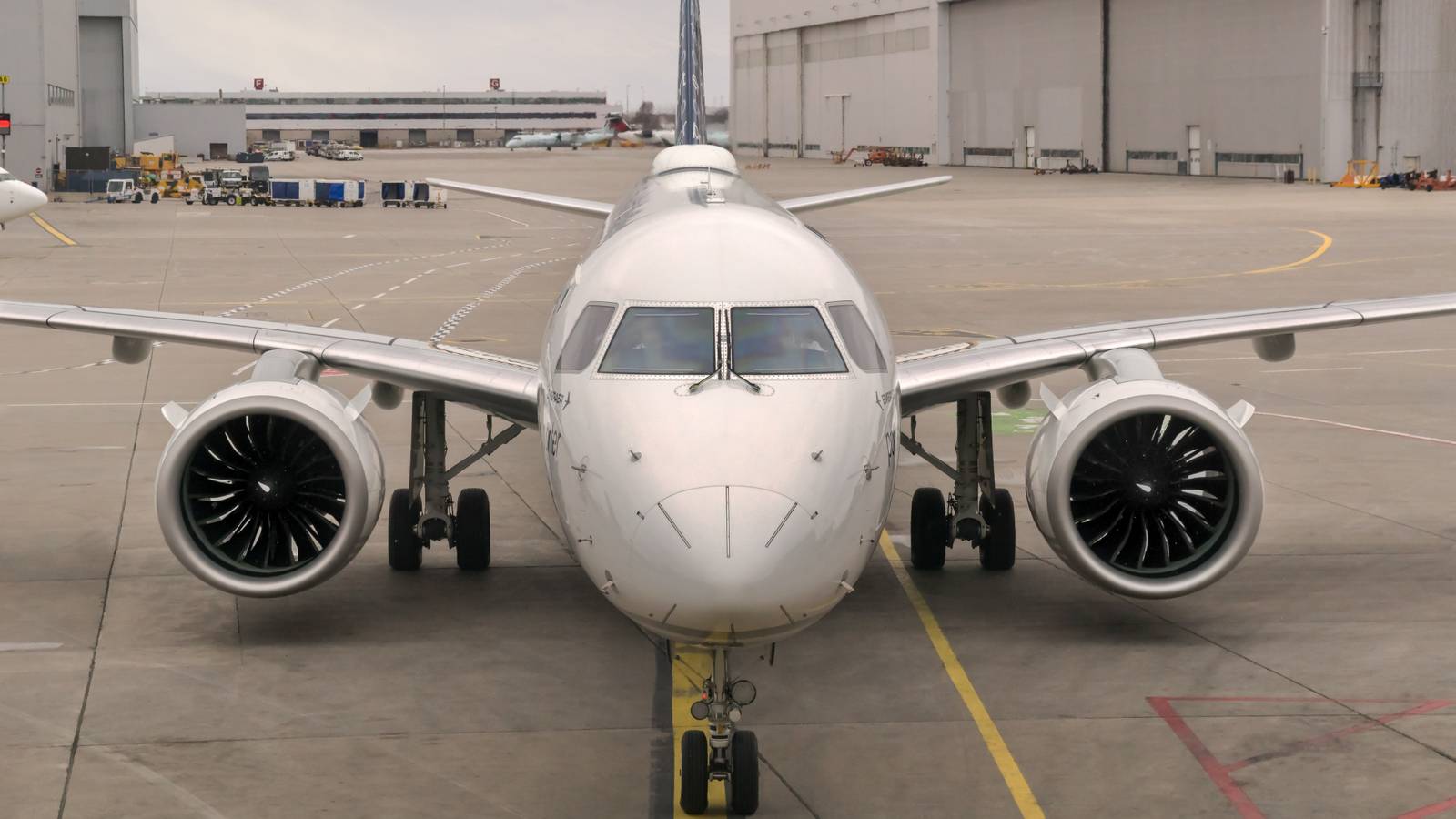 Mongolia's Hunnu Air Will Add A New Embraer E195-E2 To Its Tiny Fleet ...