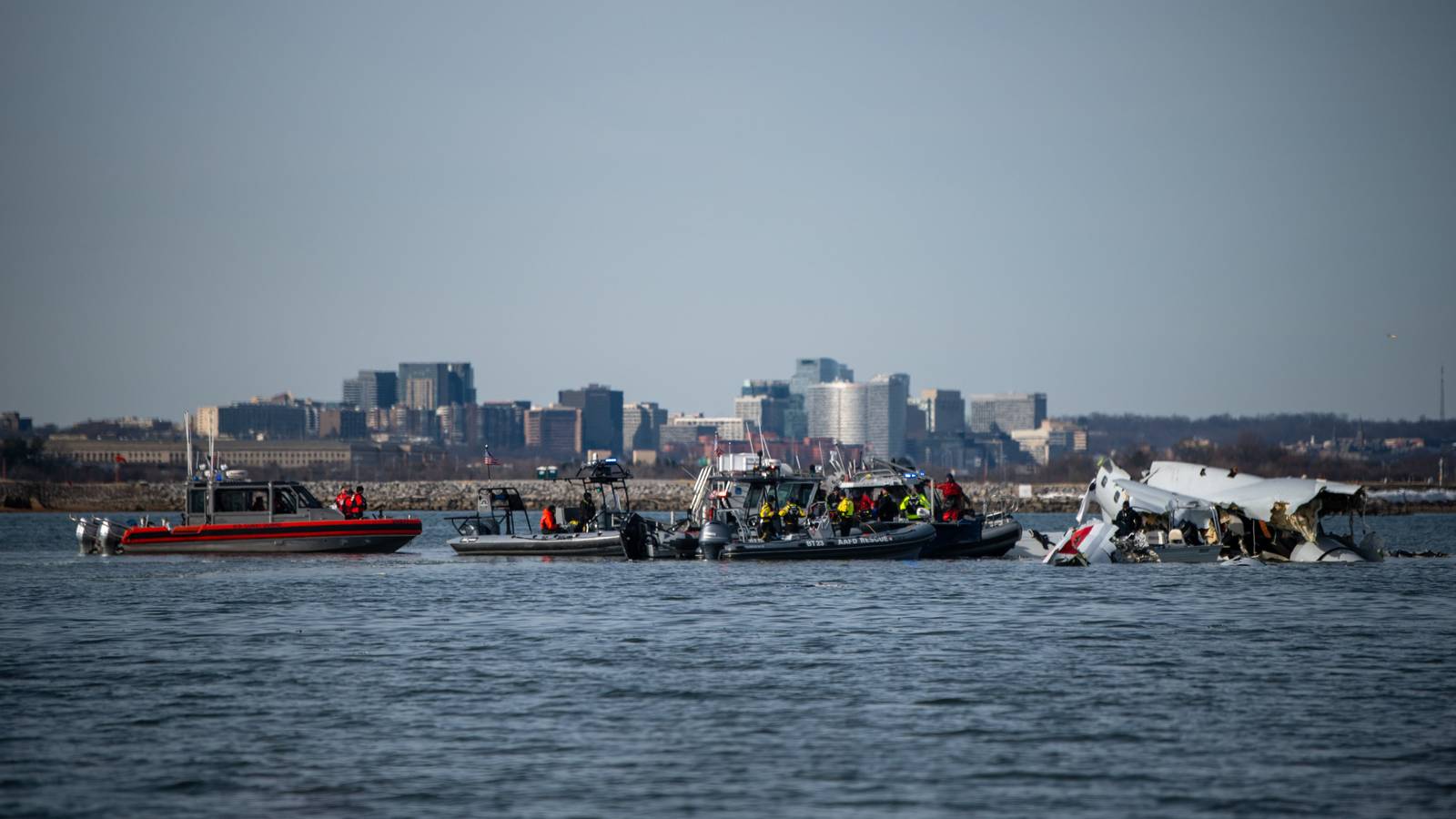 USDOT Secretary Meets With Families Of American Eagle Crash Victims ...