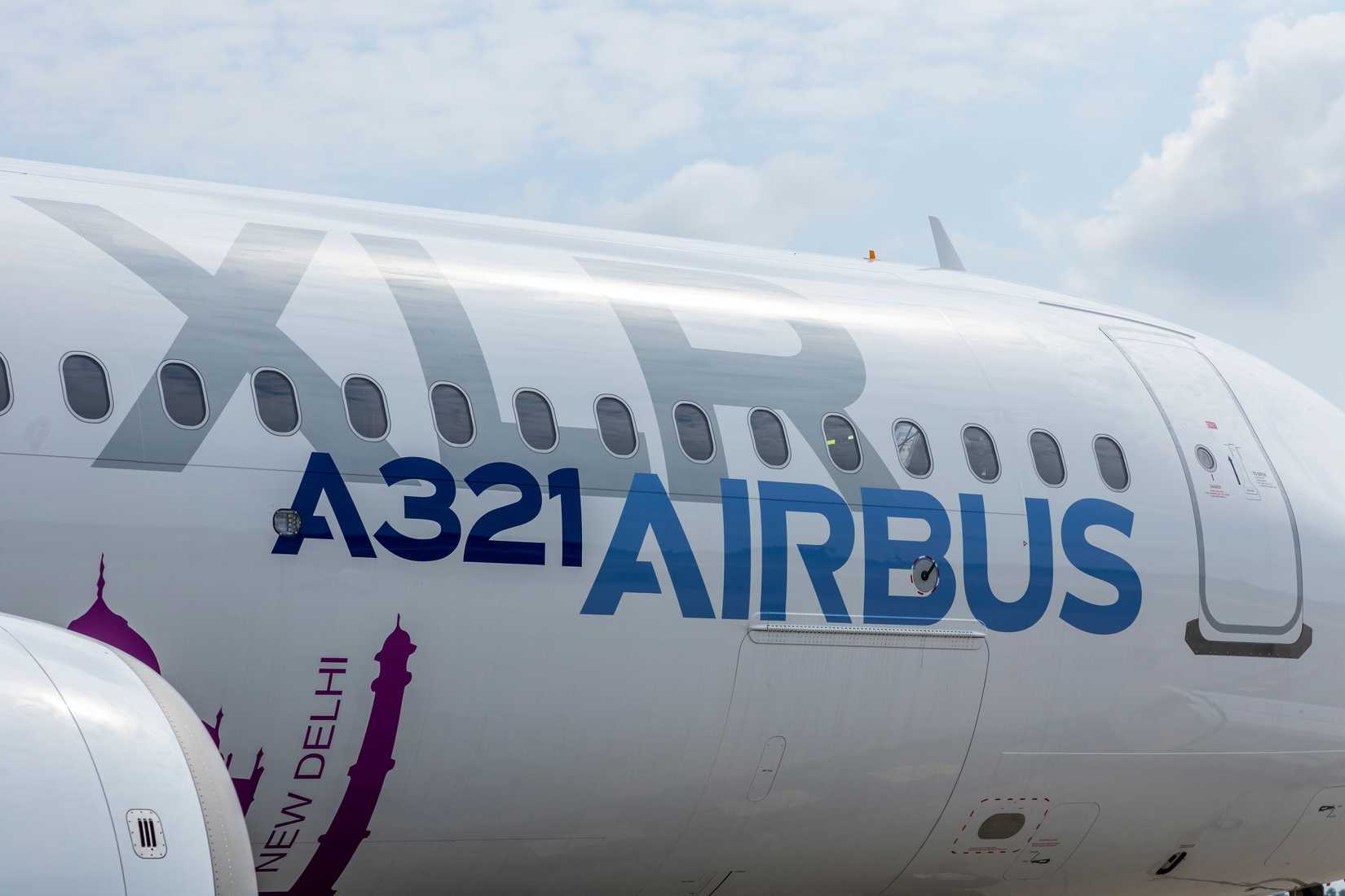 How Do The Airbus A321 & A321XLR Differ?