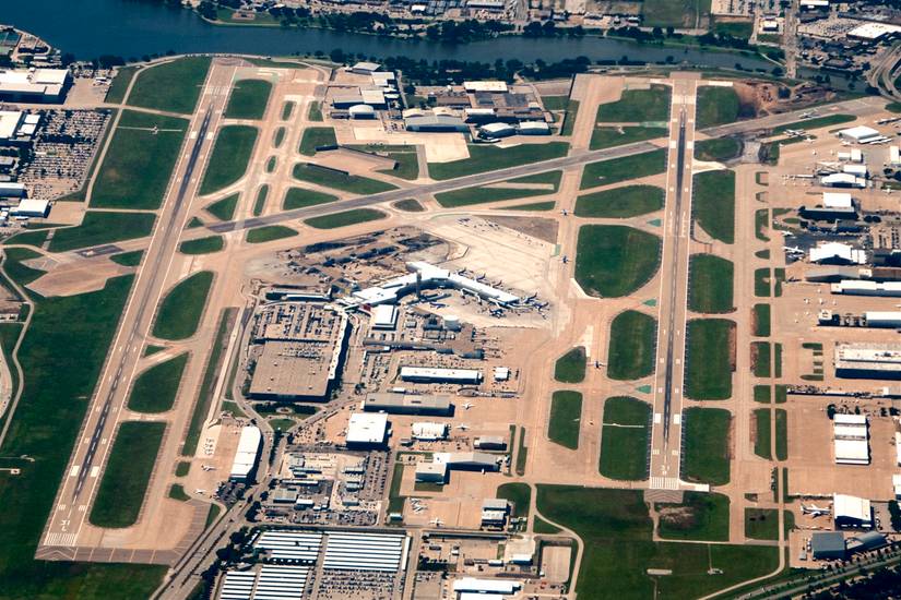 The Time Sir Richard Branson Helped Virgin America 'Free Love Field' In ...