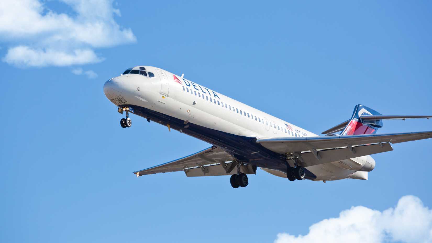 The Last Commercial Plane In America With Rear-Mounted Engines