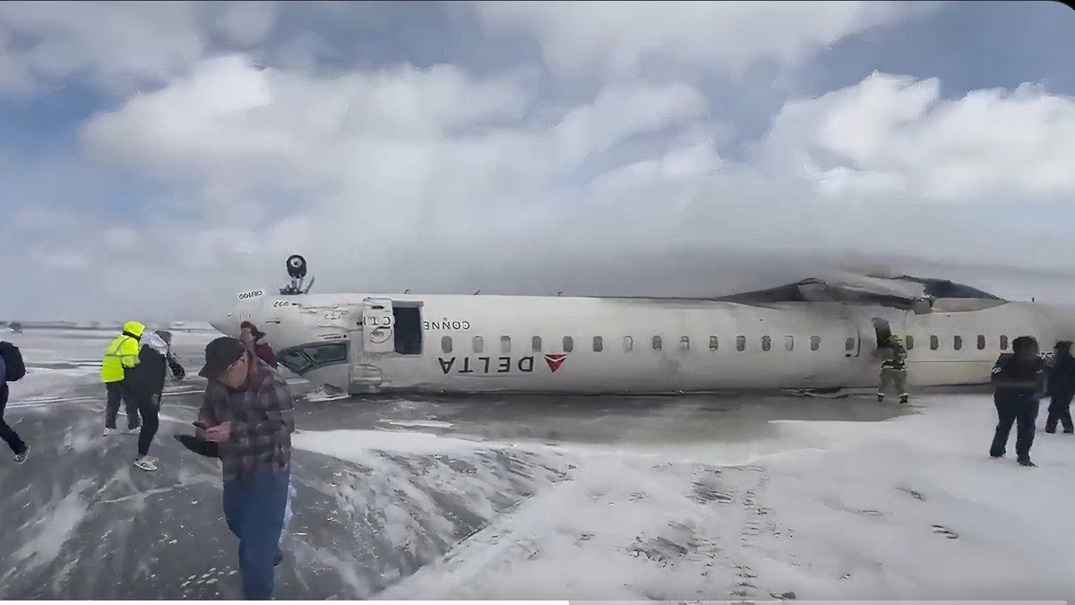 Delta Endeavor CRJ900 Crash In Toronto On Landing: Everything We Know ...