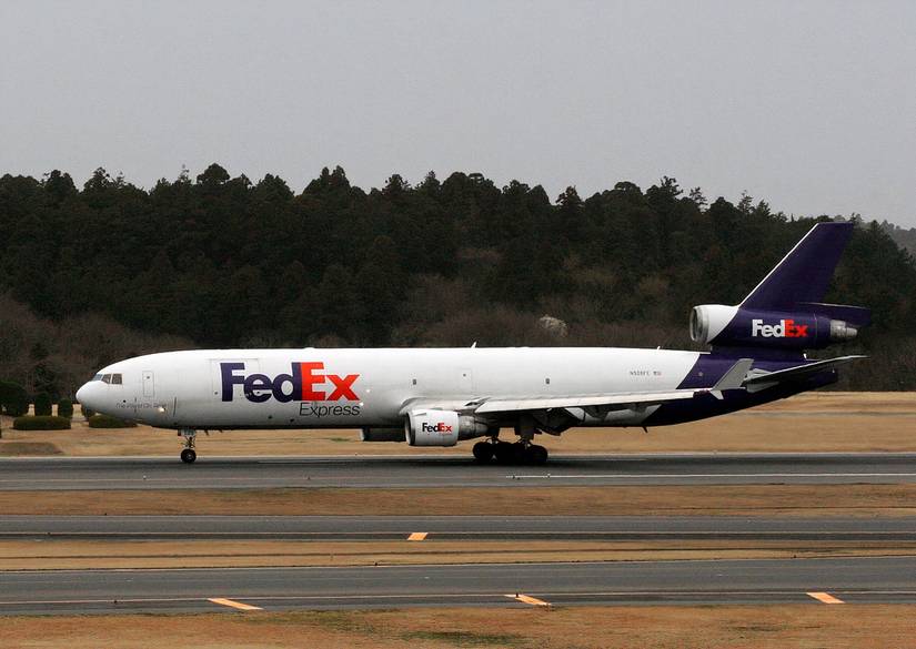 The Other Time A Plane Flipped Over: The Story Of FedEx Flight 80