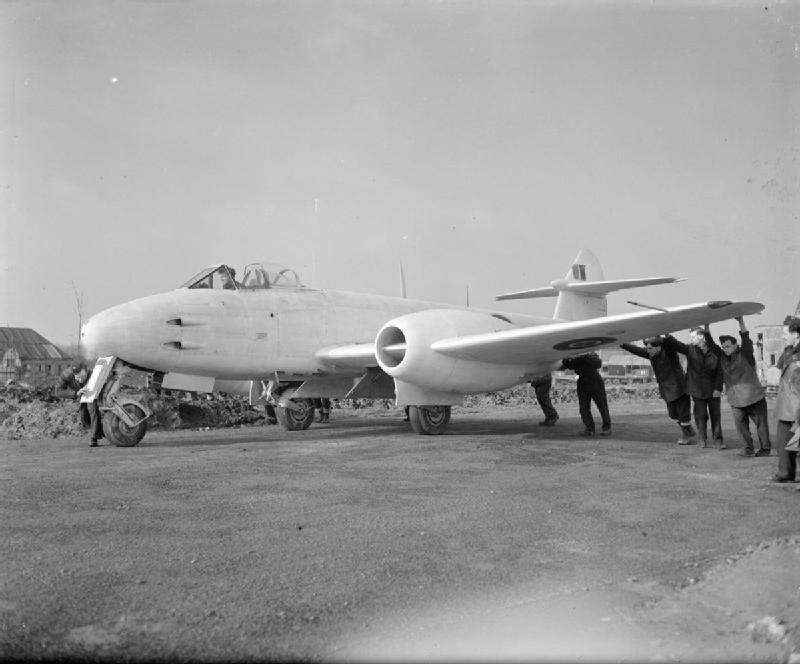 The Gloster Meteor: The RAF's 1st Fighter Jet