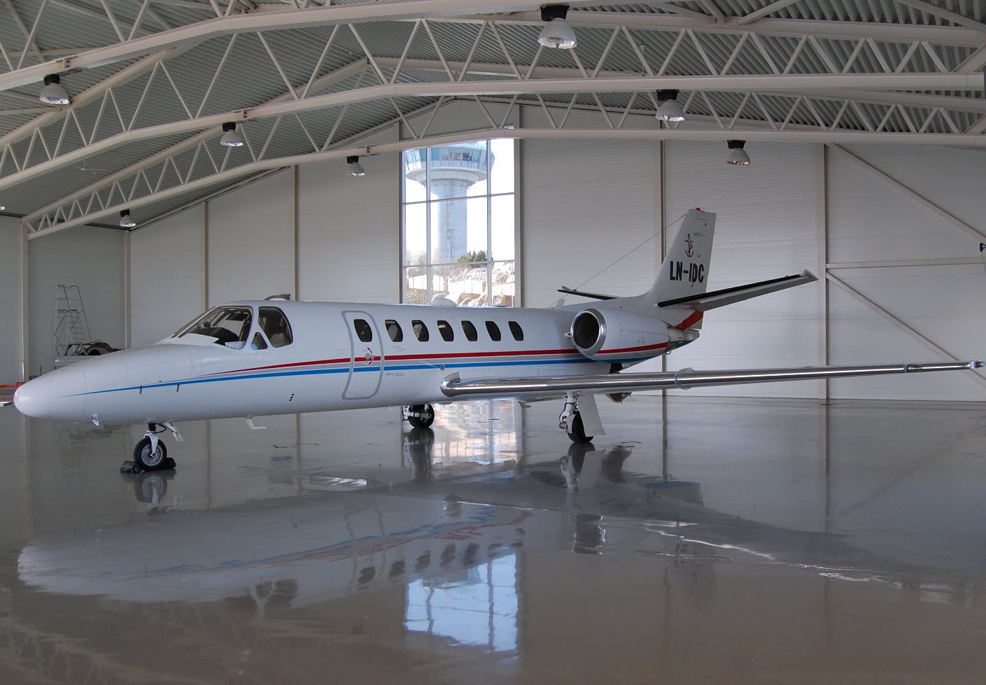 Popular Citation Jet Series: A Look At The 4 Aircraft In The Citation V ...