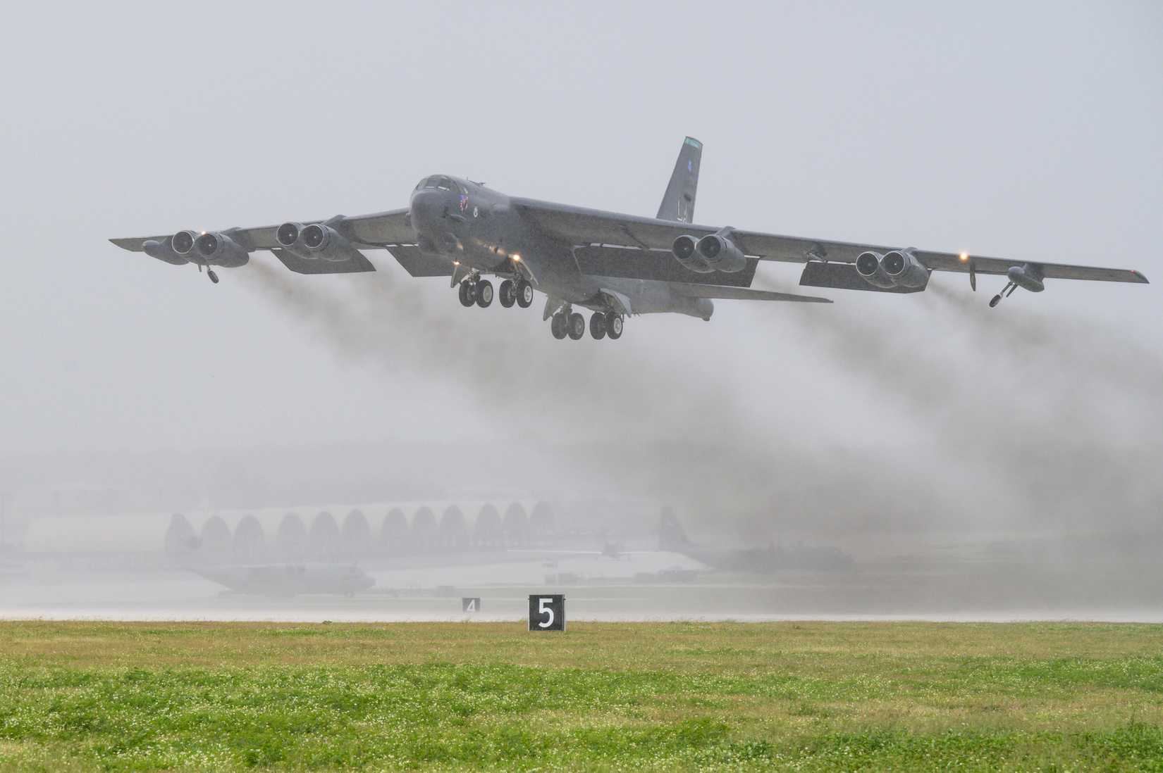 How Many B-52 Stratofortresses Were Built?