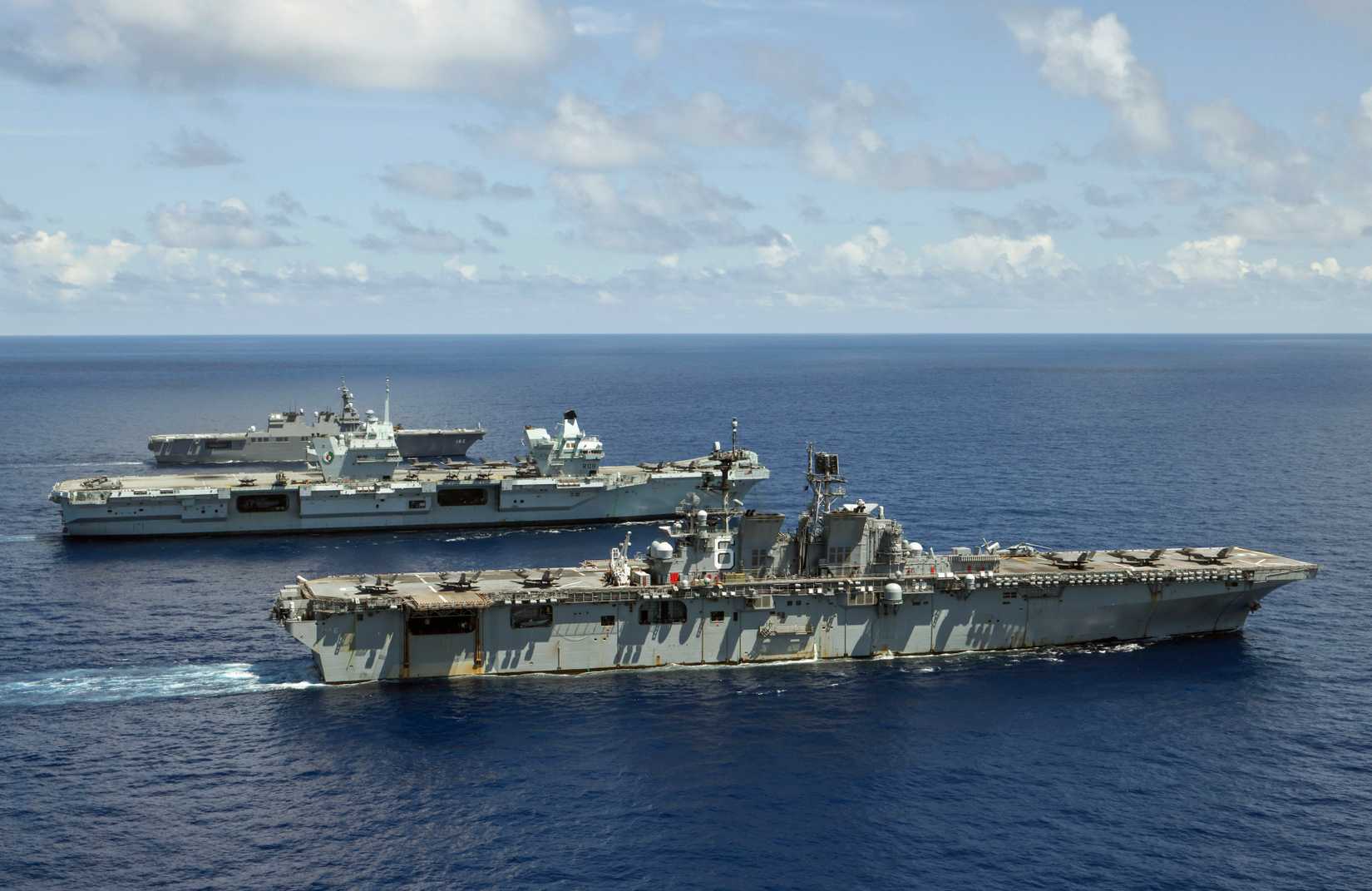 F-35B, MV-22B Osprey & CH-53E Super Stallion: The USS America's Flight ...
