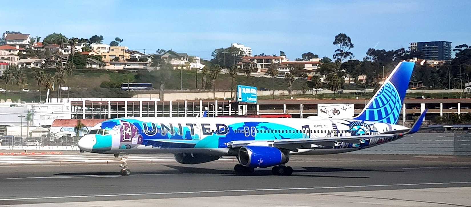 United Airlines Retires Pair Of Boeing 757s With 'Her Art Here' Liveries