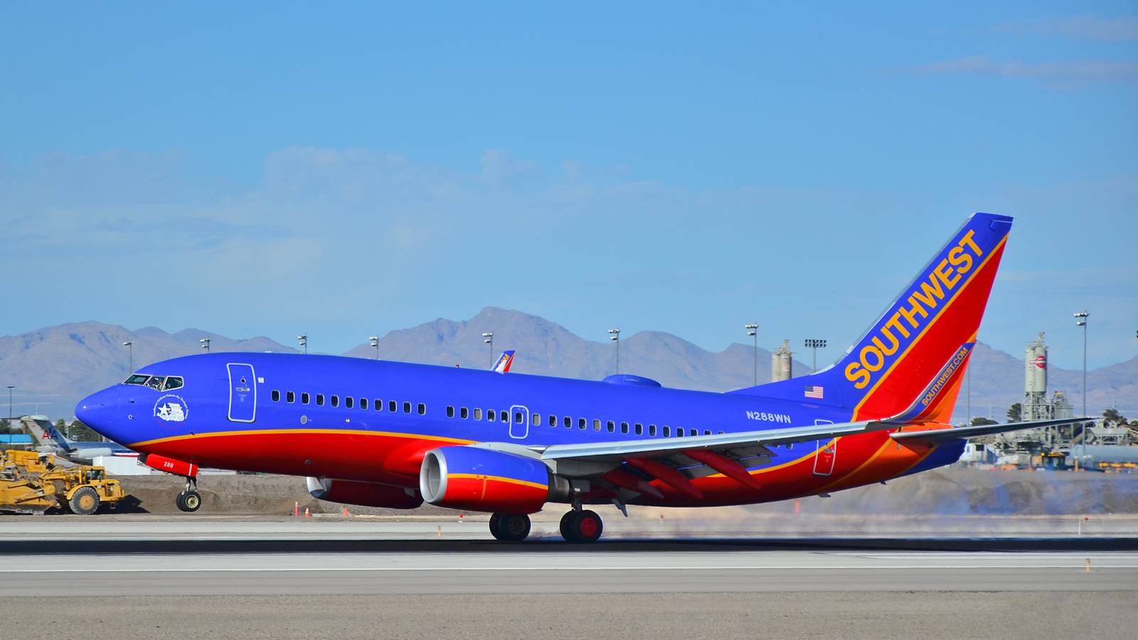 Engine Issues Prompt Southwest Airlines Boeing 737-700 To Return To ...