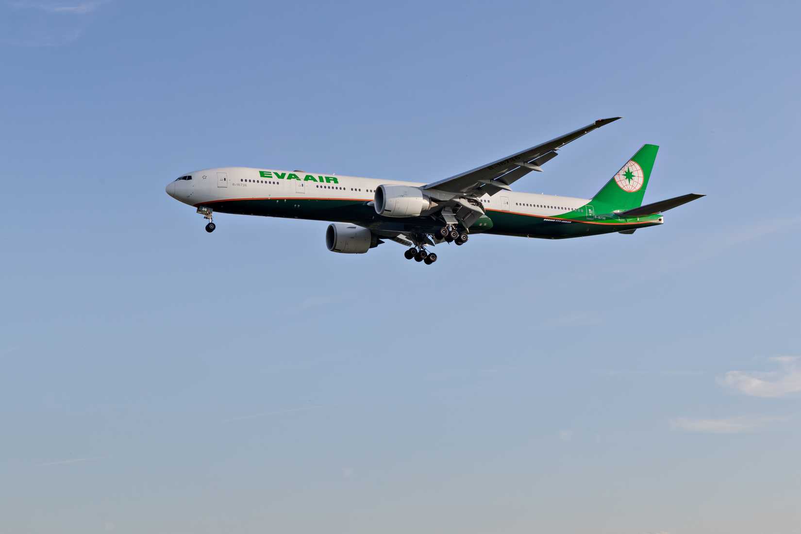 The World's Top 10 Boeing 777-300ER Operators: Cabins Compared