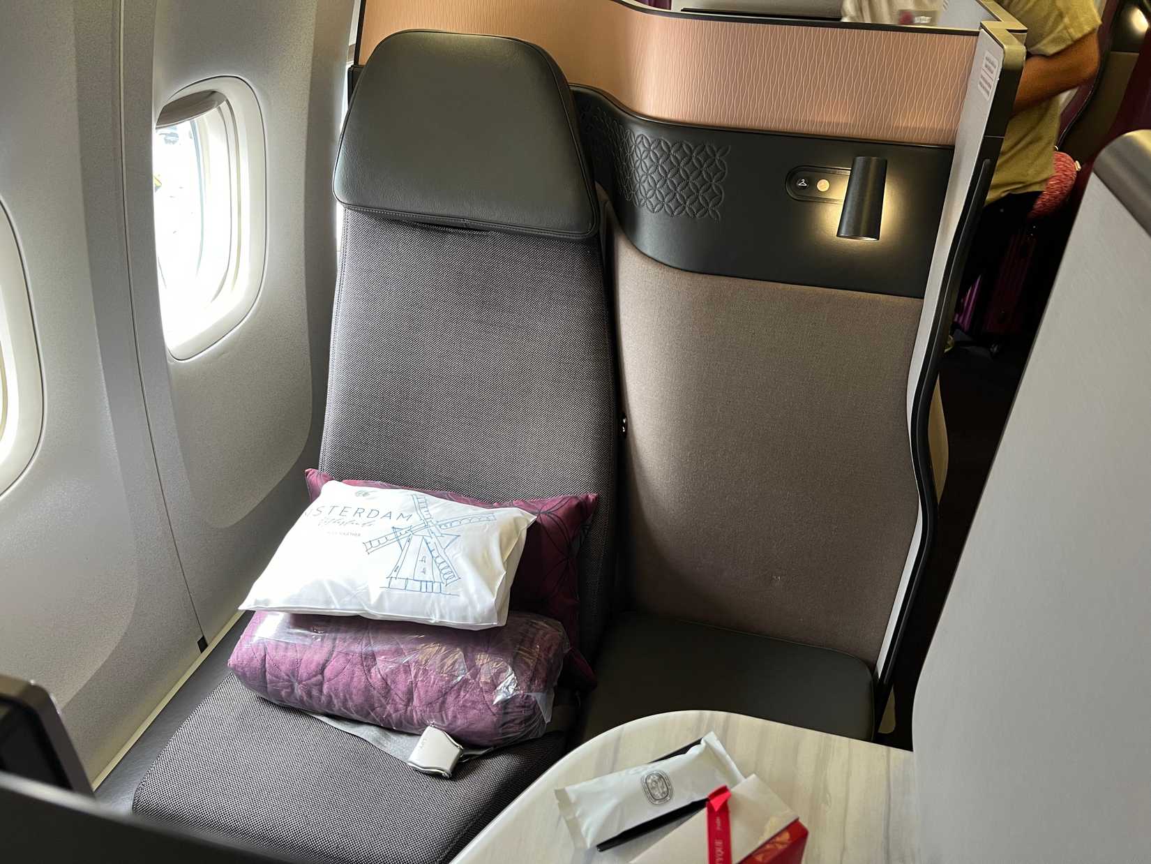 The World's Top 10 Boeing 777-300ER Operators: Cabins Compared