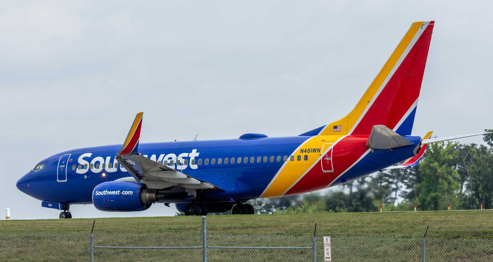 Engine Issues Prompt Southwest Airlines Boeing 737-700 To Return To ...
