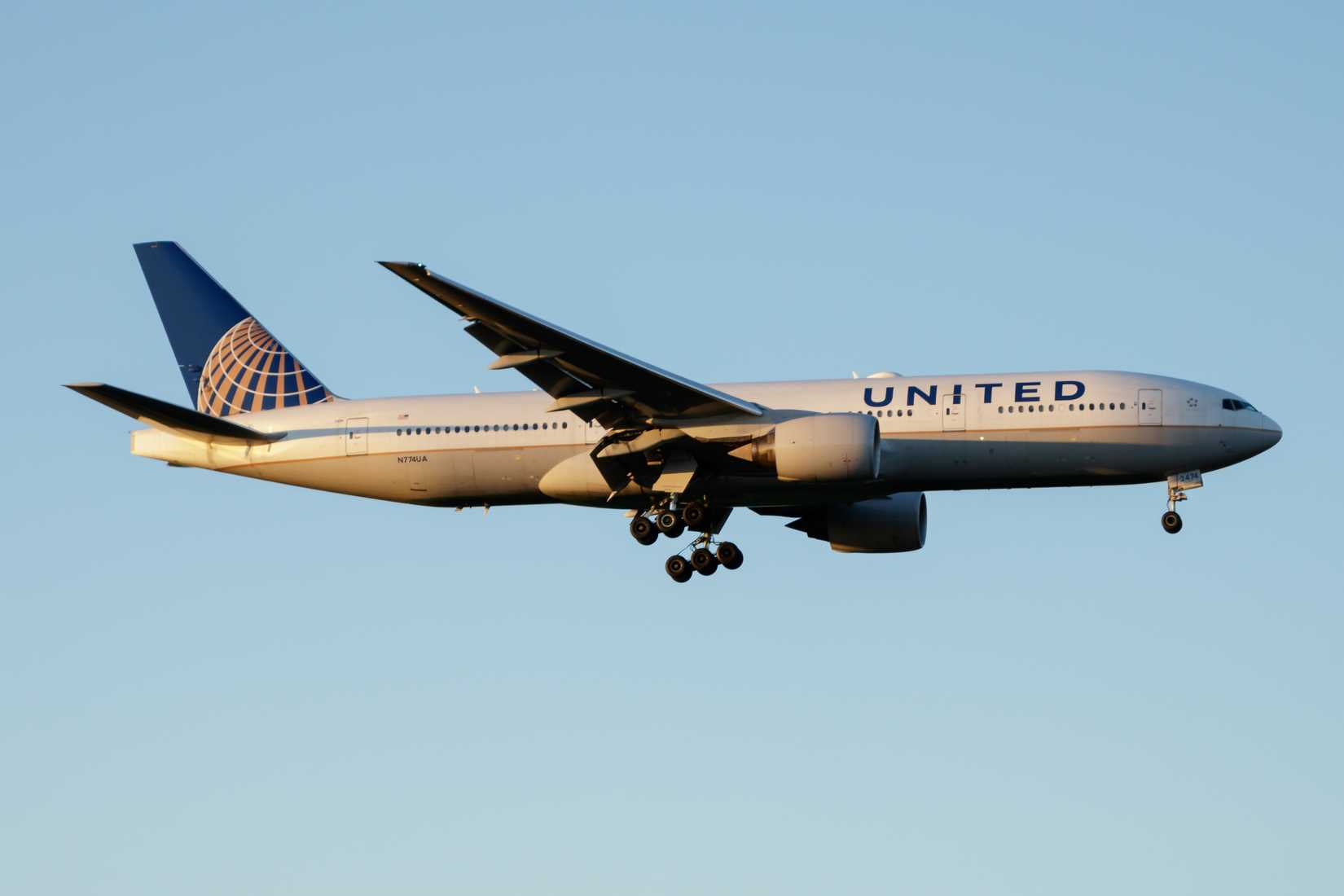 How Can You Tell The Difference Between United Airlines' Legacy & Ex ...