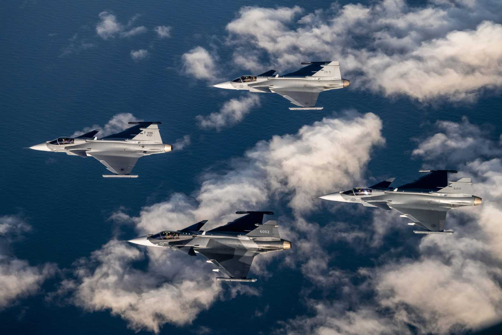 Eight 4.5-Generation Fighter Jets Produced Worldwide