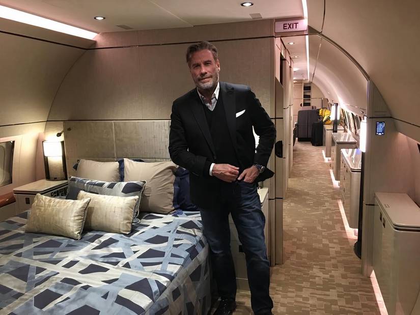 john travolta plane