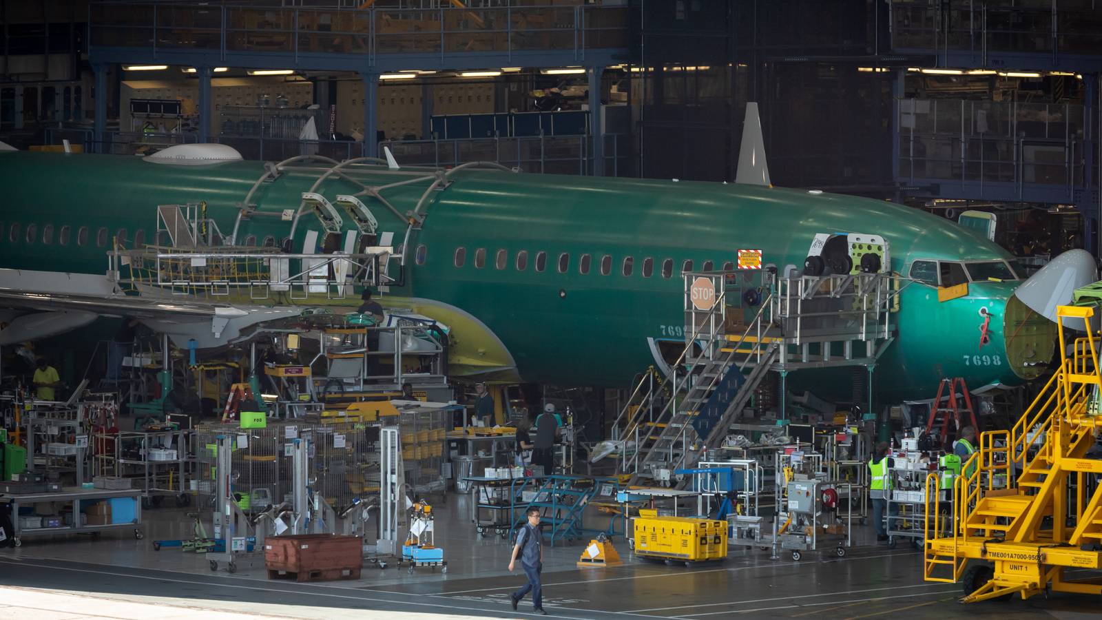 USDOT Secretary Duffy Tours Boeing Factory