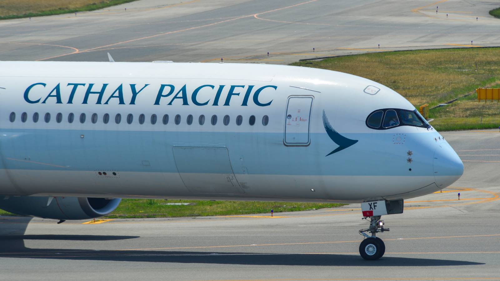 Cathay Pacific Reports Strong 2024 With Higher Passenger Numbers