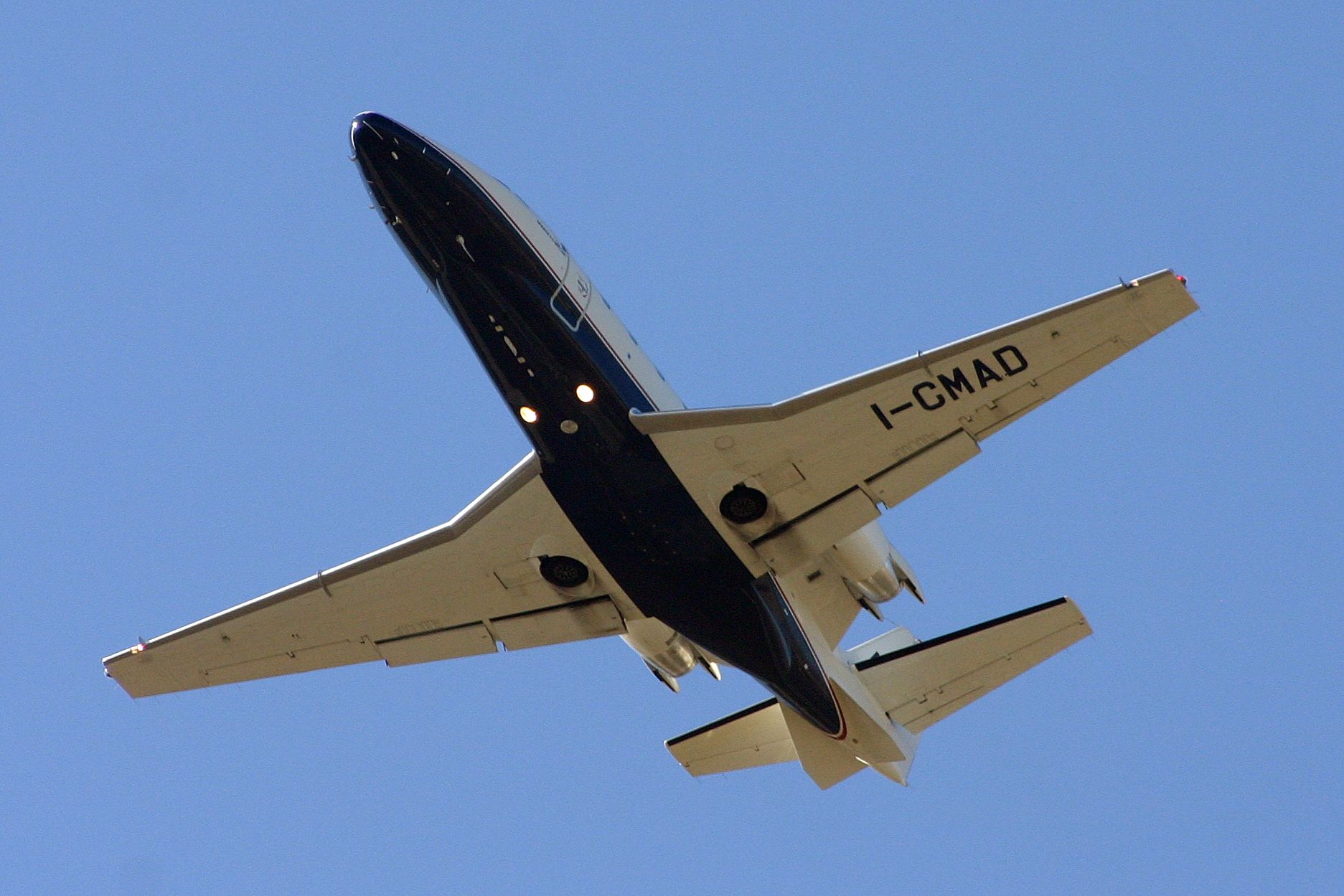 Why Do These US Colleges Have Private Jets?