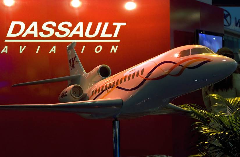 Comparing The Embraer Praetor 600 To The Dassault Falcon 2000
