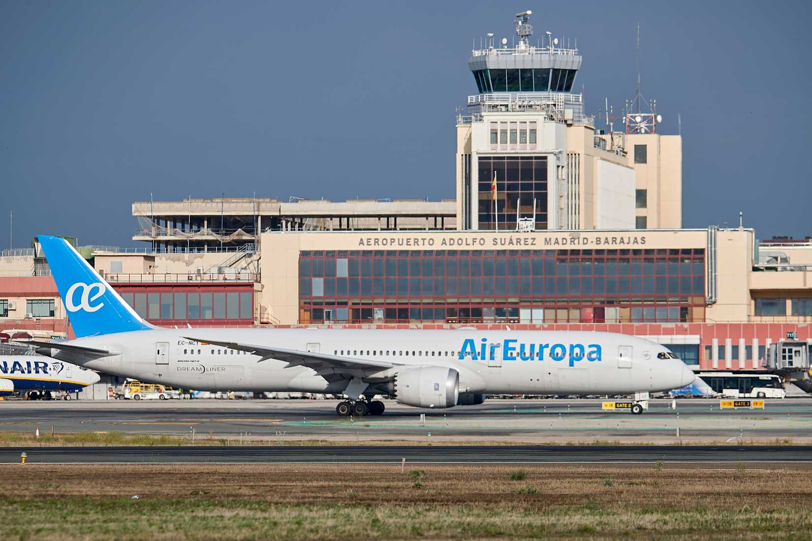 The Airlines Vying To Buy Air Europa