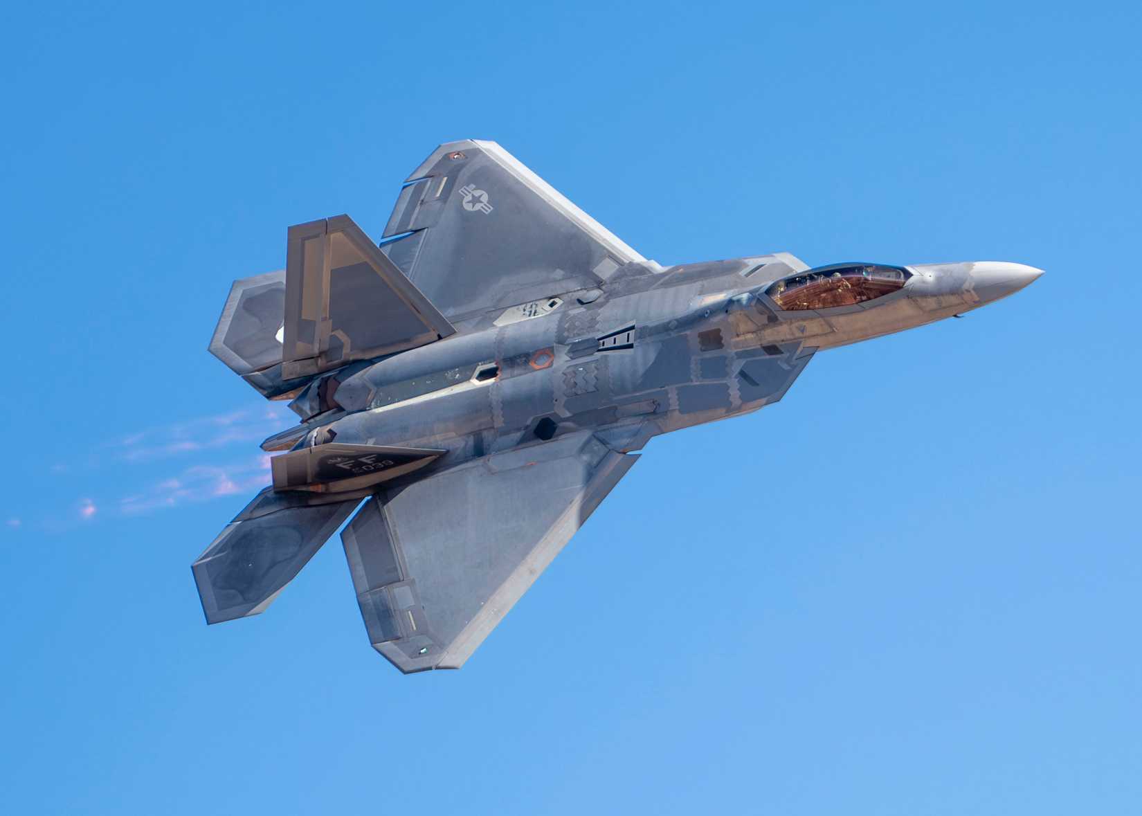 Why Is The F-22 Raptor Slower Than The 52-Year-Old F-15 Eagle?
