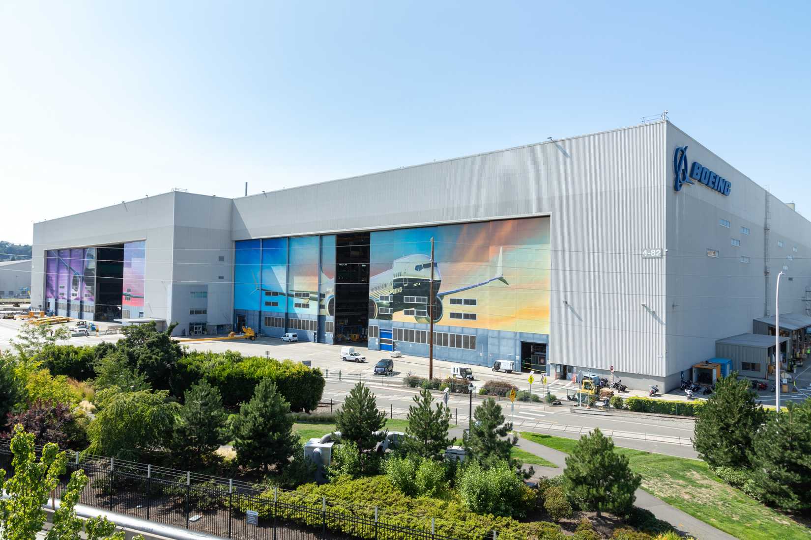 This Boeing Facility Is Home To The World's Largest Building