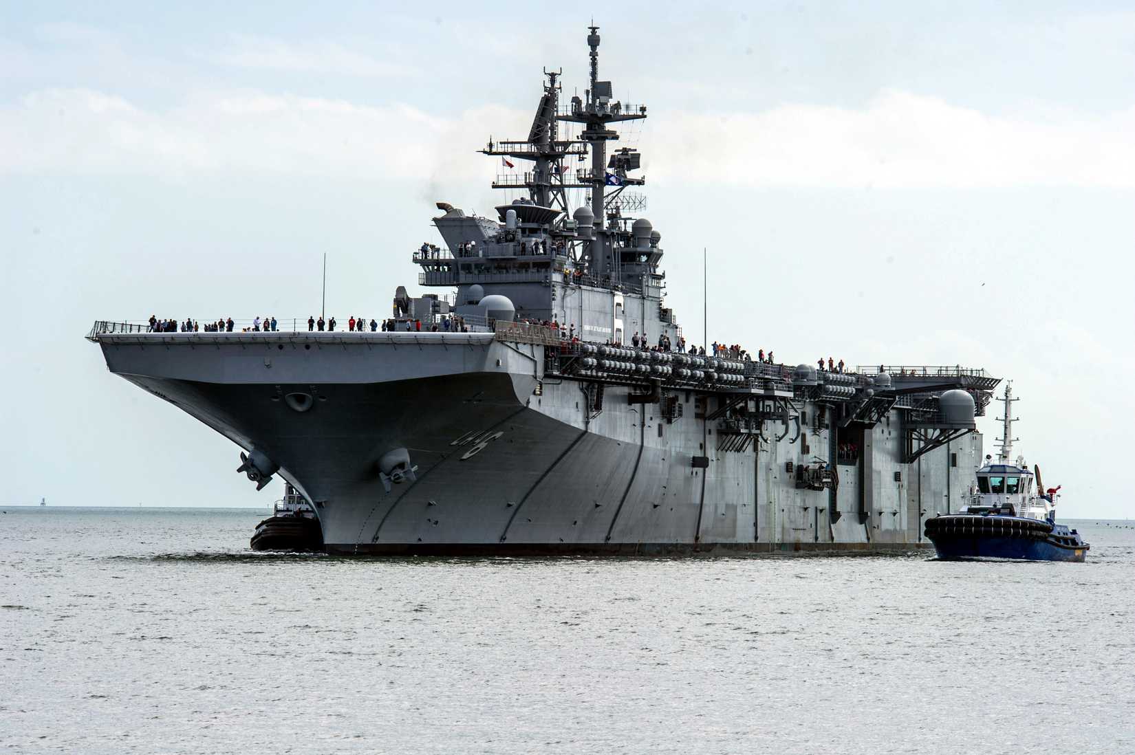 Aircraft Carriers & Amphibious Assault Ships: Whats The Difference?