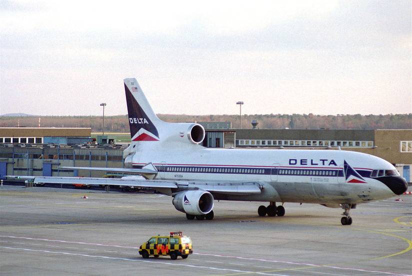 How Many Lockheed L-1011s Did Delta Air Lines Operate?