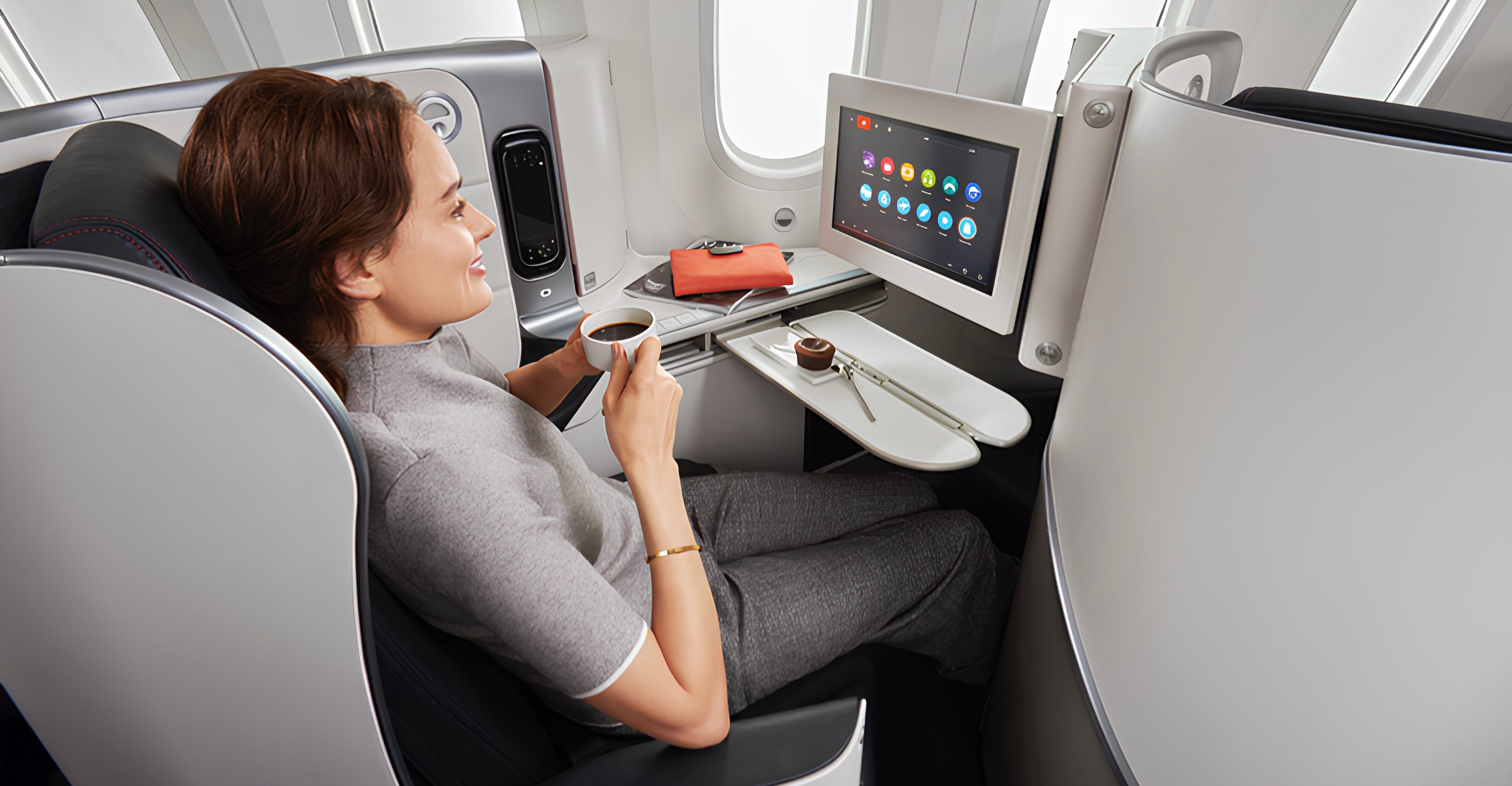 SkyTeam Airlines' Boeing 787-9 Dreamliner Business Class Cabins Compared