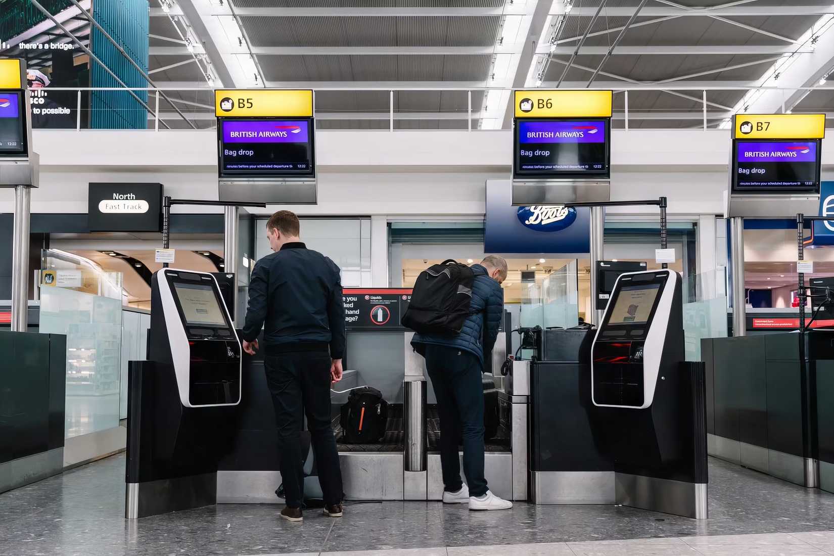 How To Navigate London Heathrow Airport Like A Pro