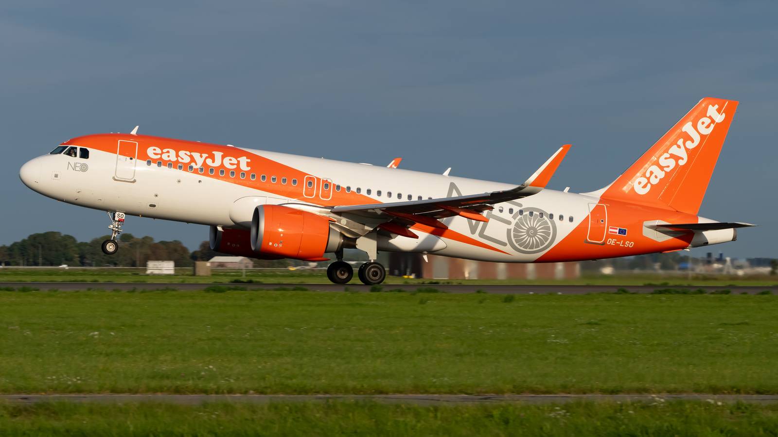 Big Expansion: easyJet Adds 22 Routes From 12 UK Airports