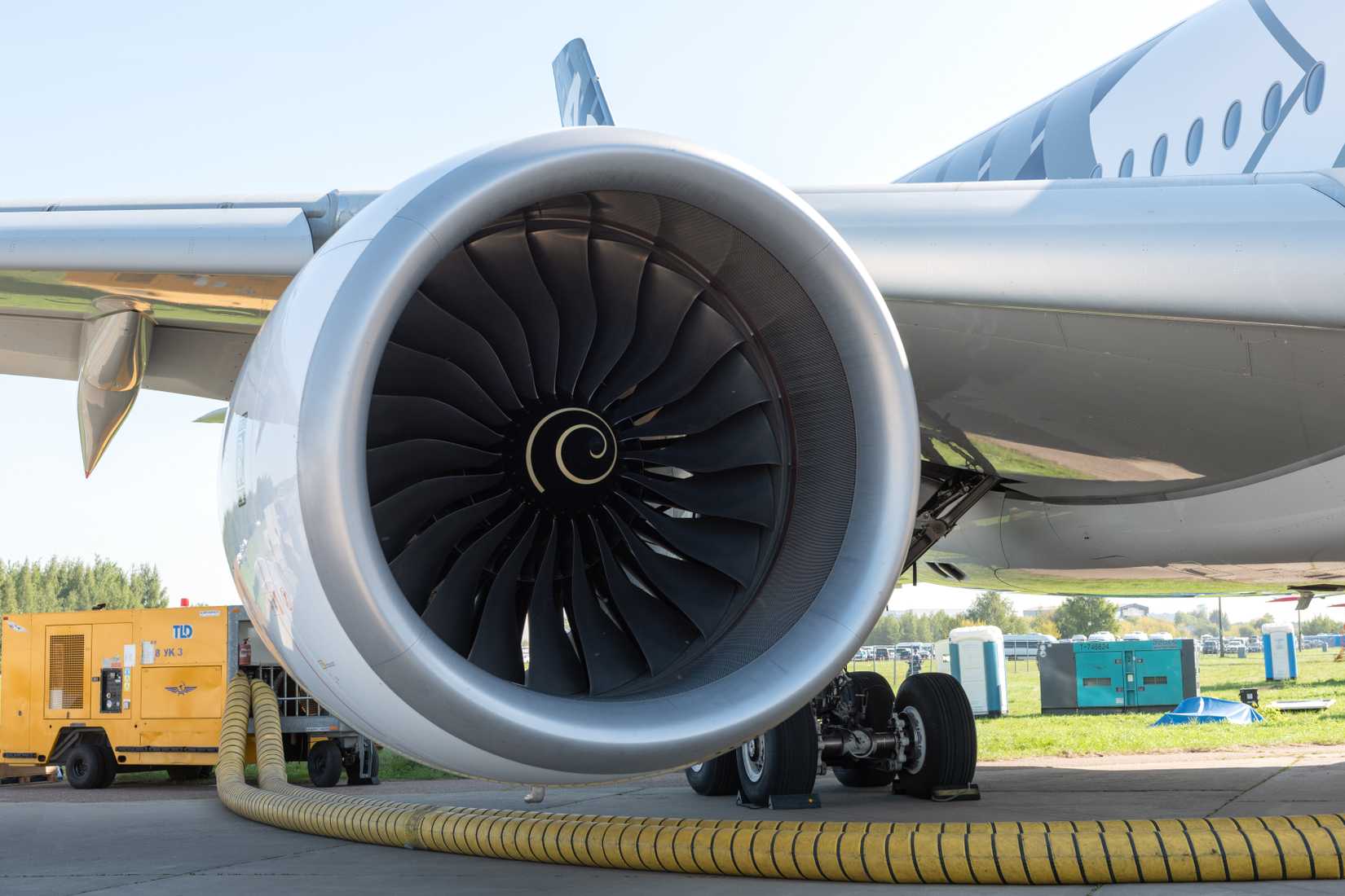 Rolls-Royce Vs General Electric Engines: What Are The Key Differences?