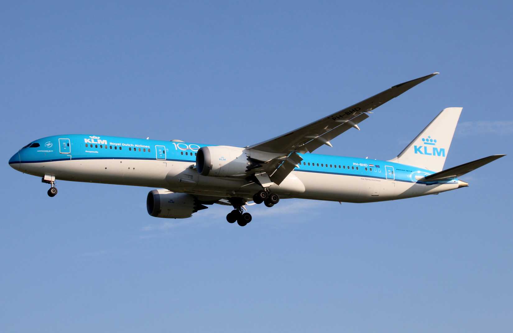 5 Strange Reasons A Flight Has Been Diverted