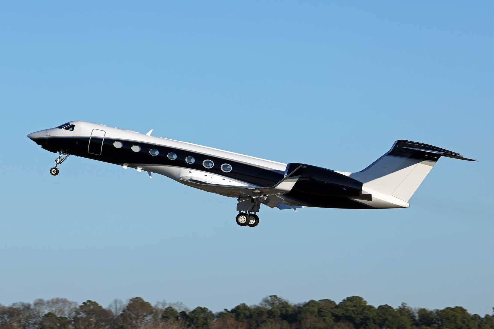 A Look At The Los Angeles Lakers' Private Jet Fleet