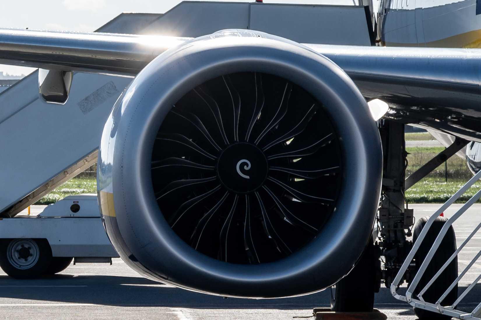Why Boeing's 737s Have Flat-Bottomed Engines