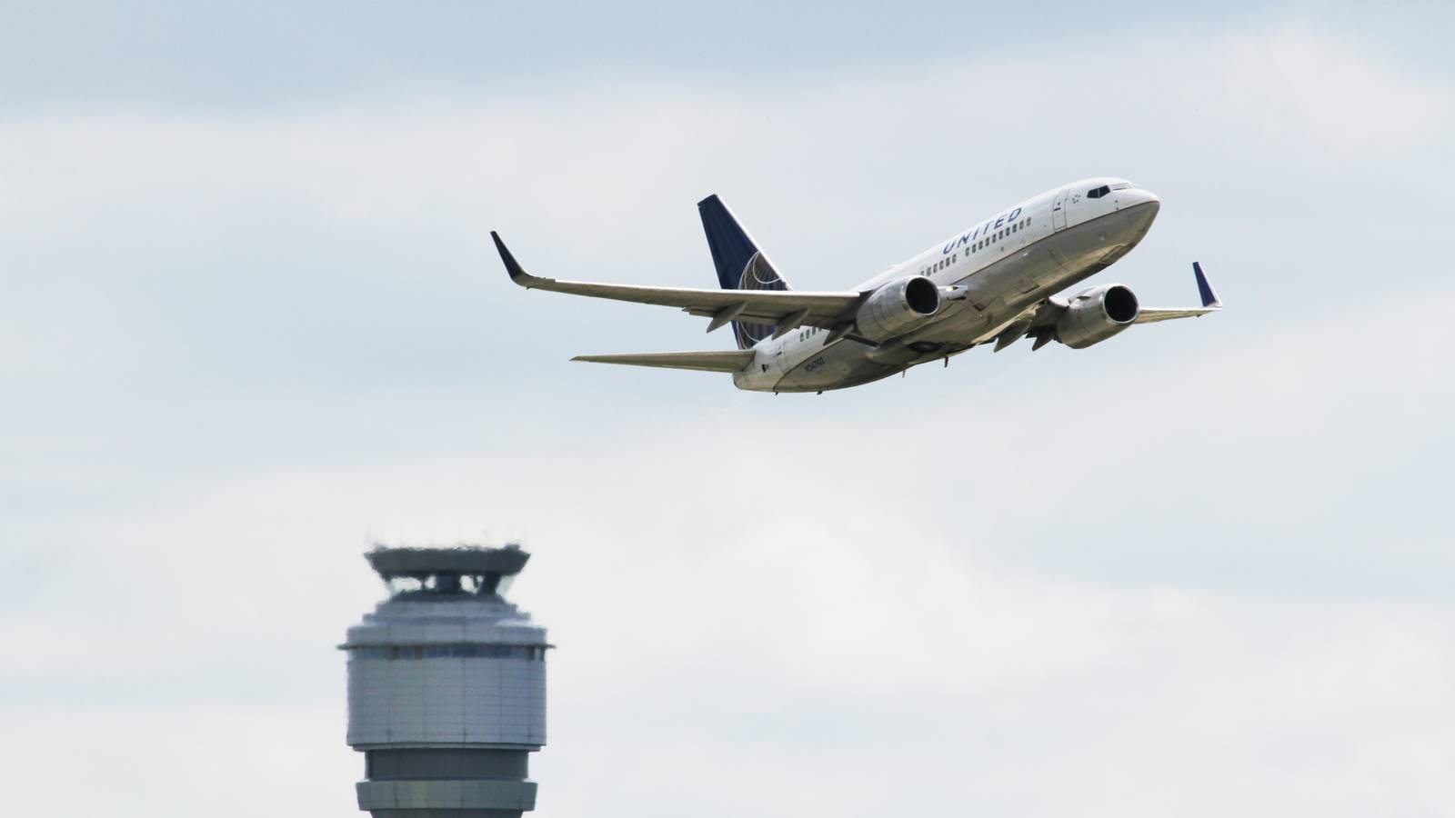 What Happened To United Airlines' Cleveland Hub?