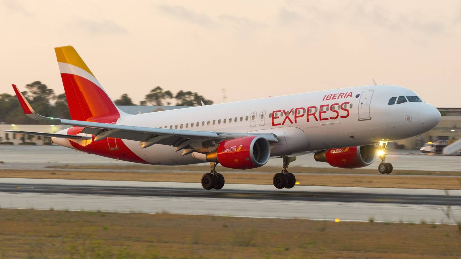 Do European Legacy Airlines Really Need Low-Cost Subsidiaries?