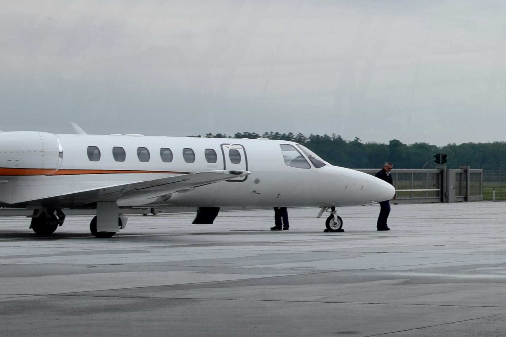 California Vs Florida: Which Private Jet Pilots Get Paid More?