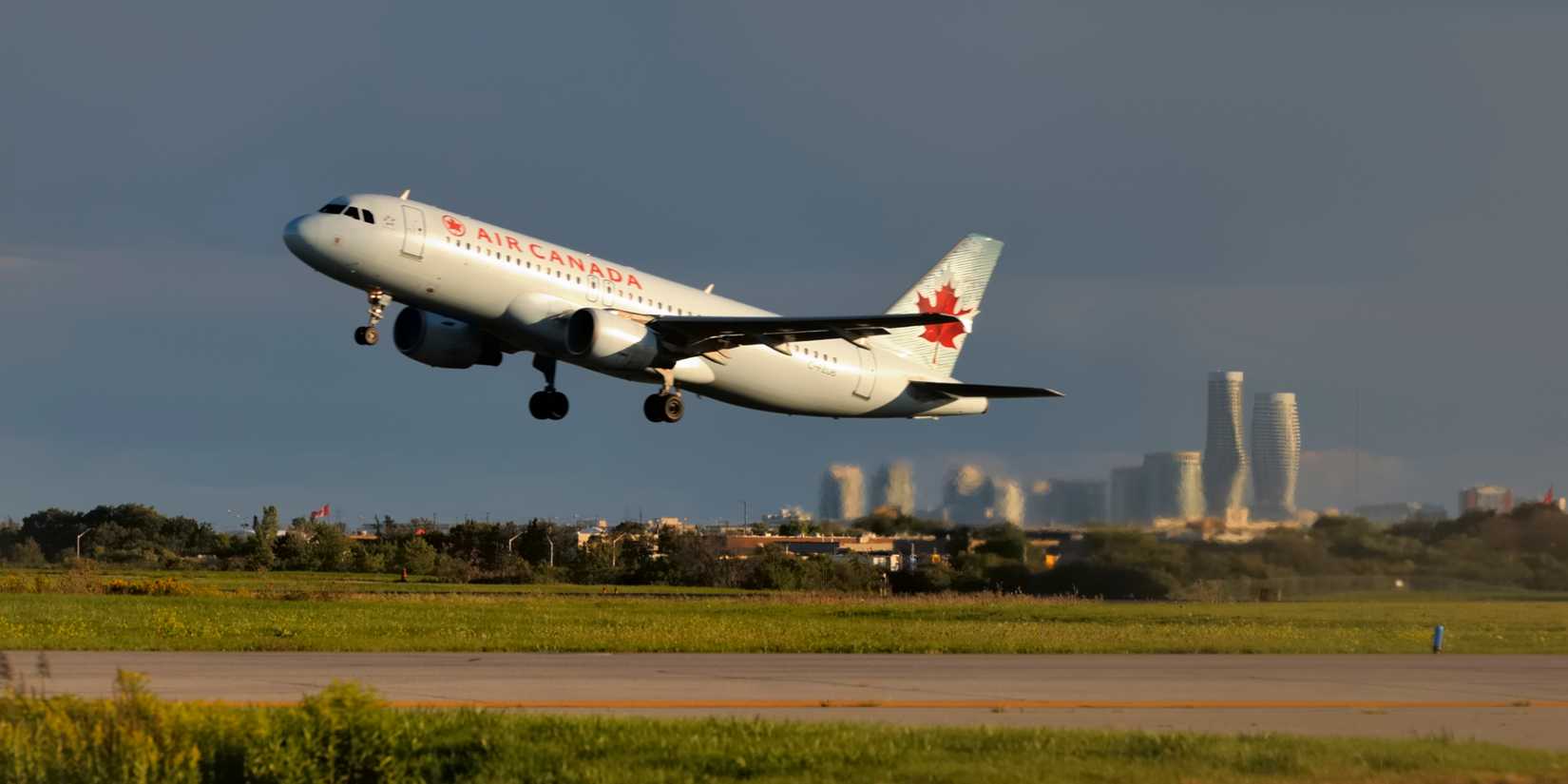 Air Canada Airbus A320 Seat Map: Cabin Layout and Seat Dimensions