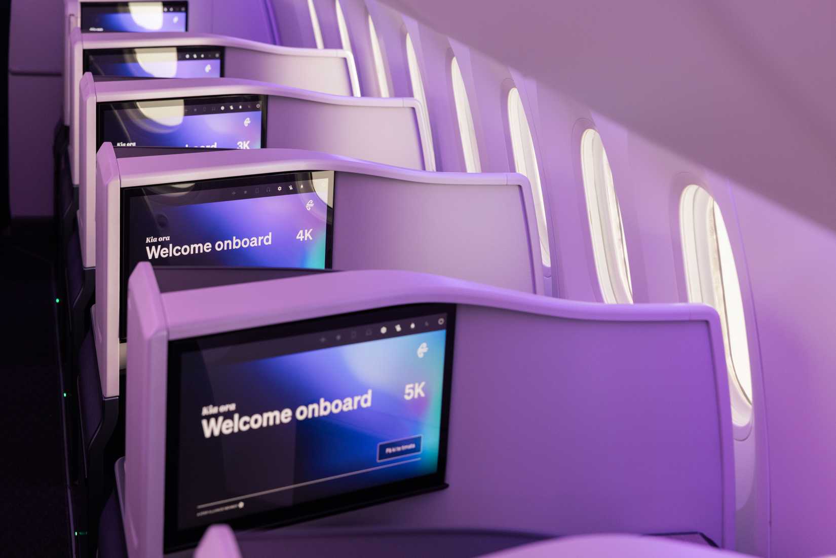 Stunning: Air New Zealand Shows Off Its 1st Boeing 787 With First Class ...