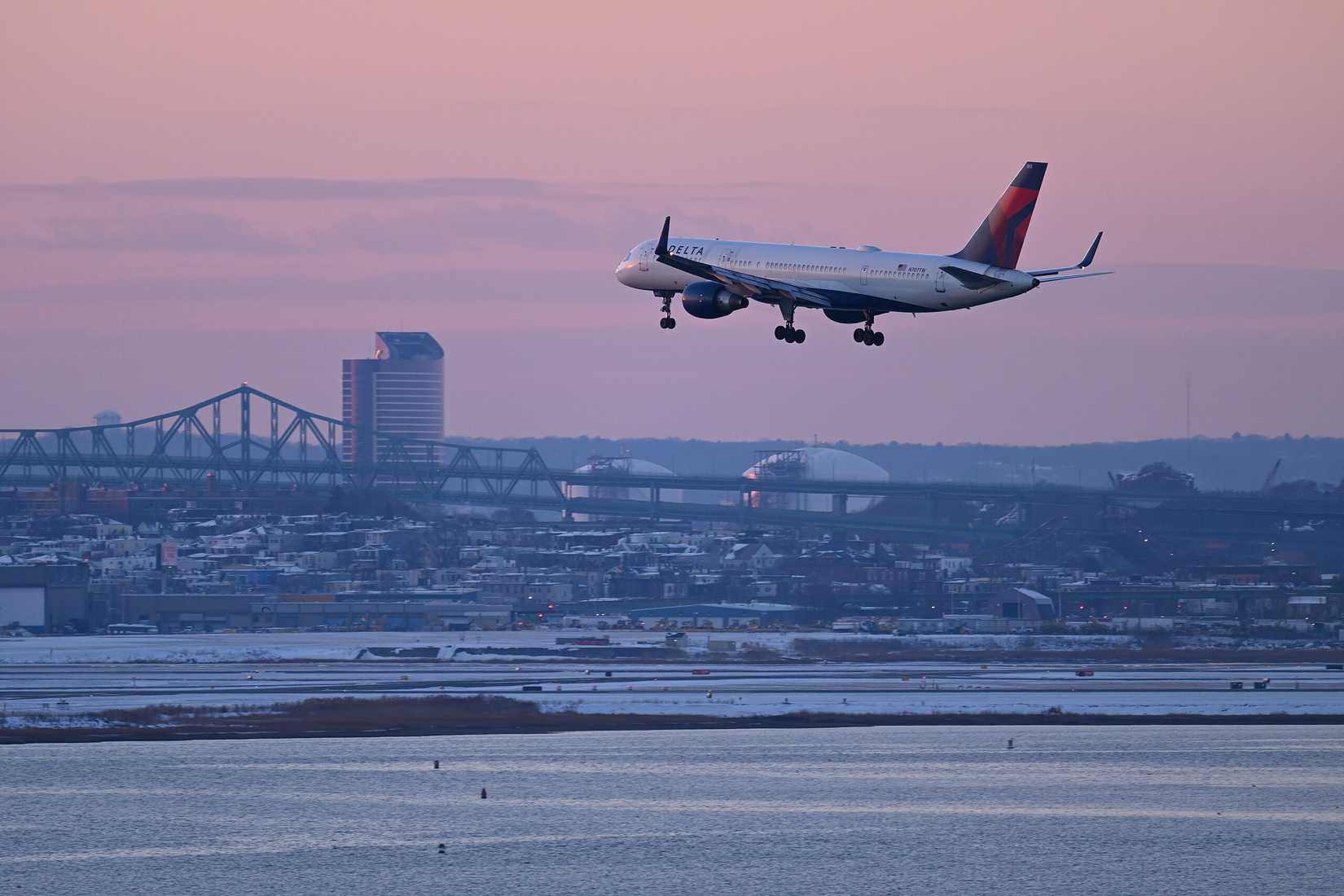 40 More Flights: Delta Air Lines Ups Boston Capacity For Patriots' Day