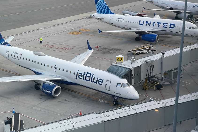 JetBlue CEO Says “No” To Merger With United Airlines