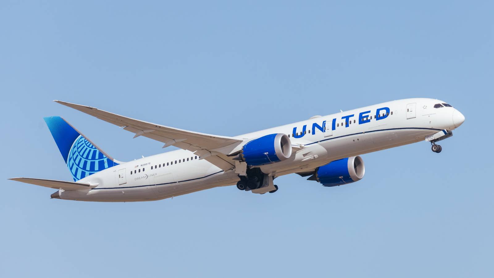 25% Larger: United Airlines Launches New Polaris Studios On Boeing 787s