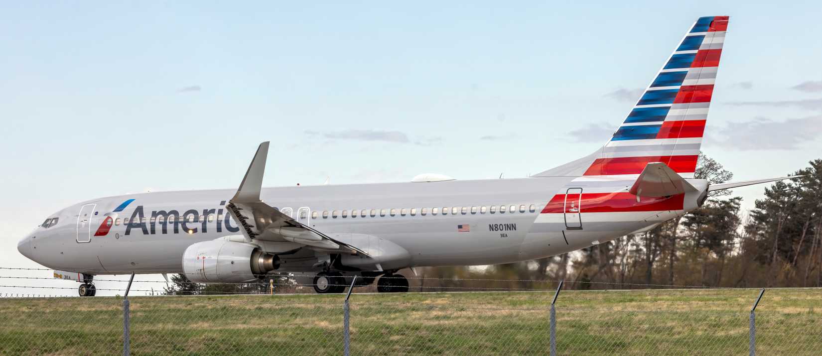 American Airlines Repairs Boeing 737-800 Destroyed By Engine Fire In Denver